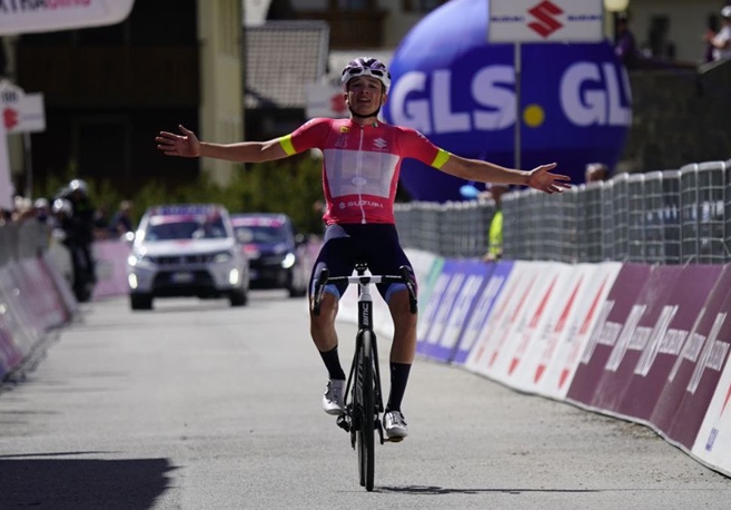 Leo Hayter rozdrtil konkurenci v královské etapě Gira U23 | RoadCycling ...