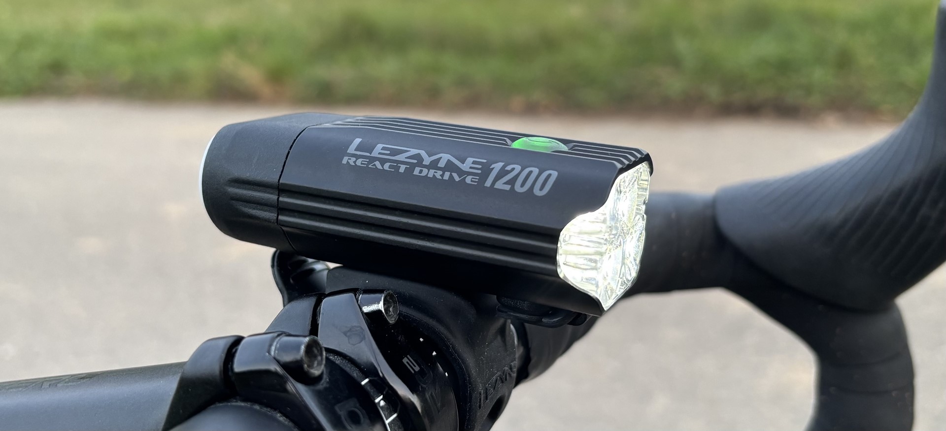 Vyzkoušeli jsme za Vás... světla s integrovaným radarem Lezyne Radar ...